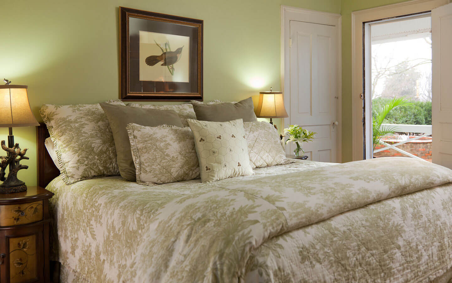 Romantic Virginia Bed and Breakfast | Suites & Cottages